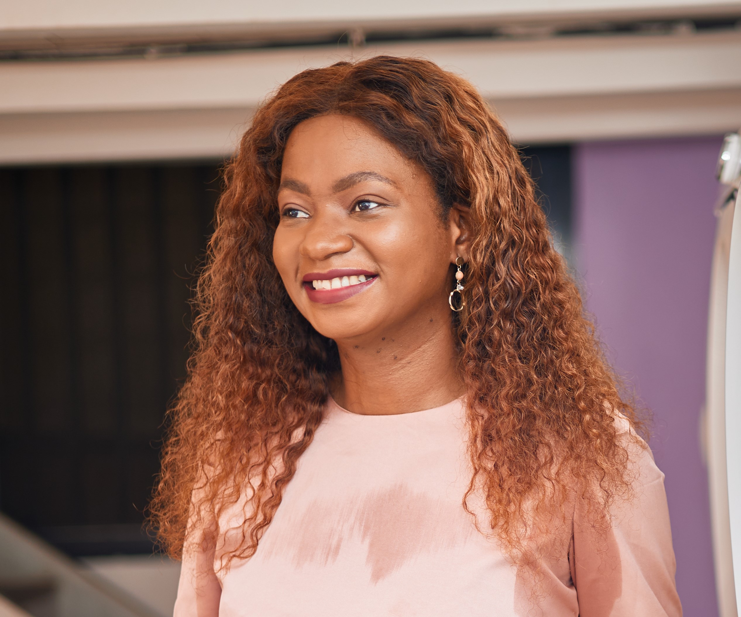 Cameroonian Entrepreneur Turns Laundry Into Successful Business | WIDU
